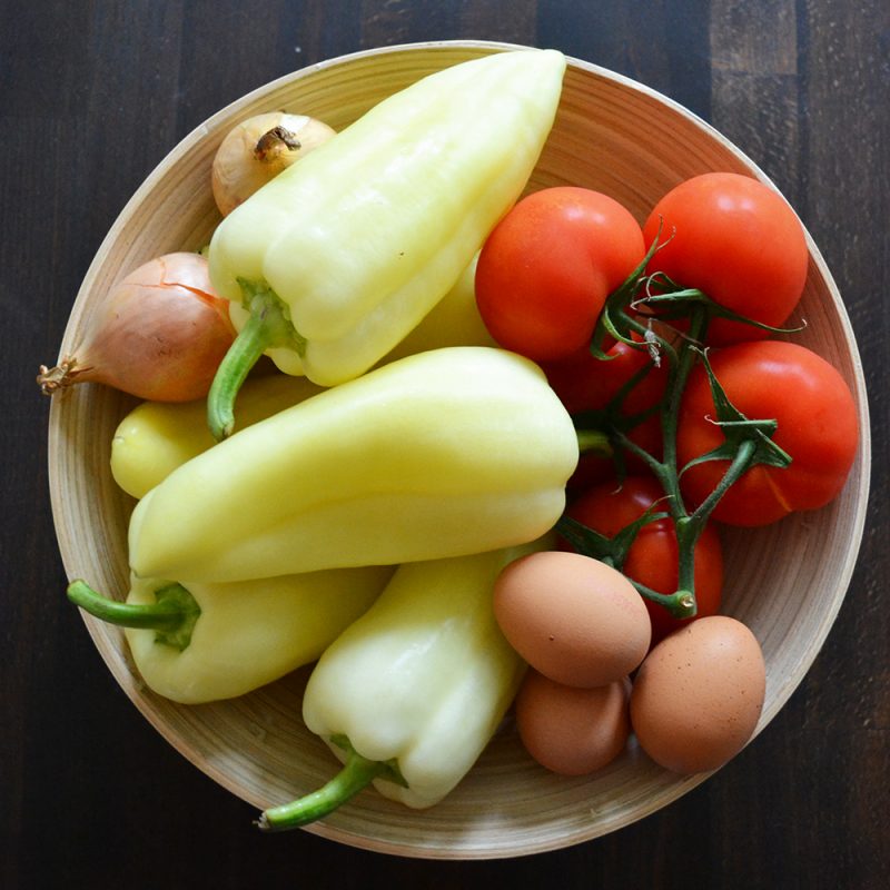 Hungarian Lecsó with egg (without meat) | MYREILLE RECIPES