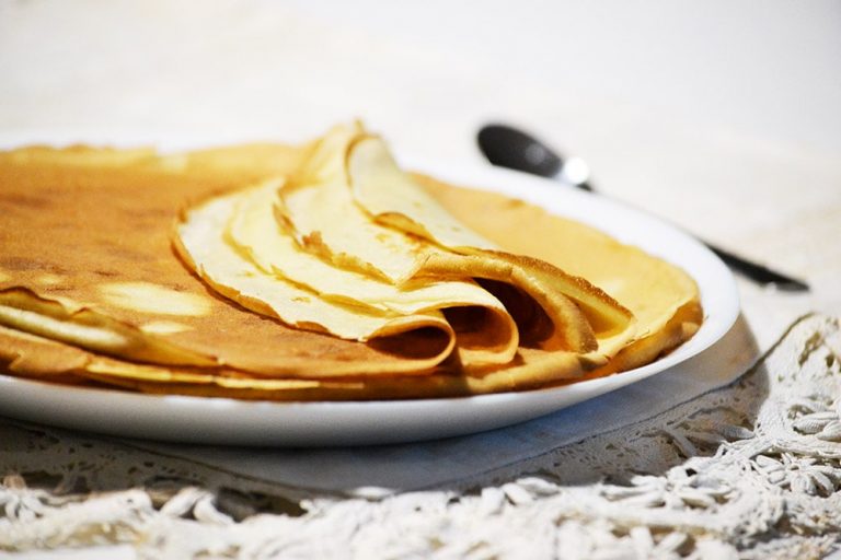 Hungarian pancake - My kids' favorite dessert | MYREILLE RECIPES